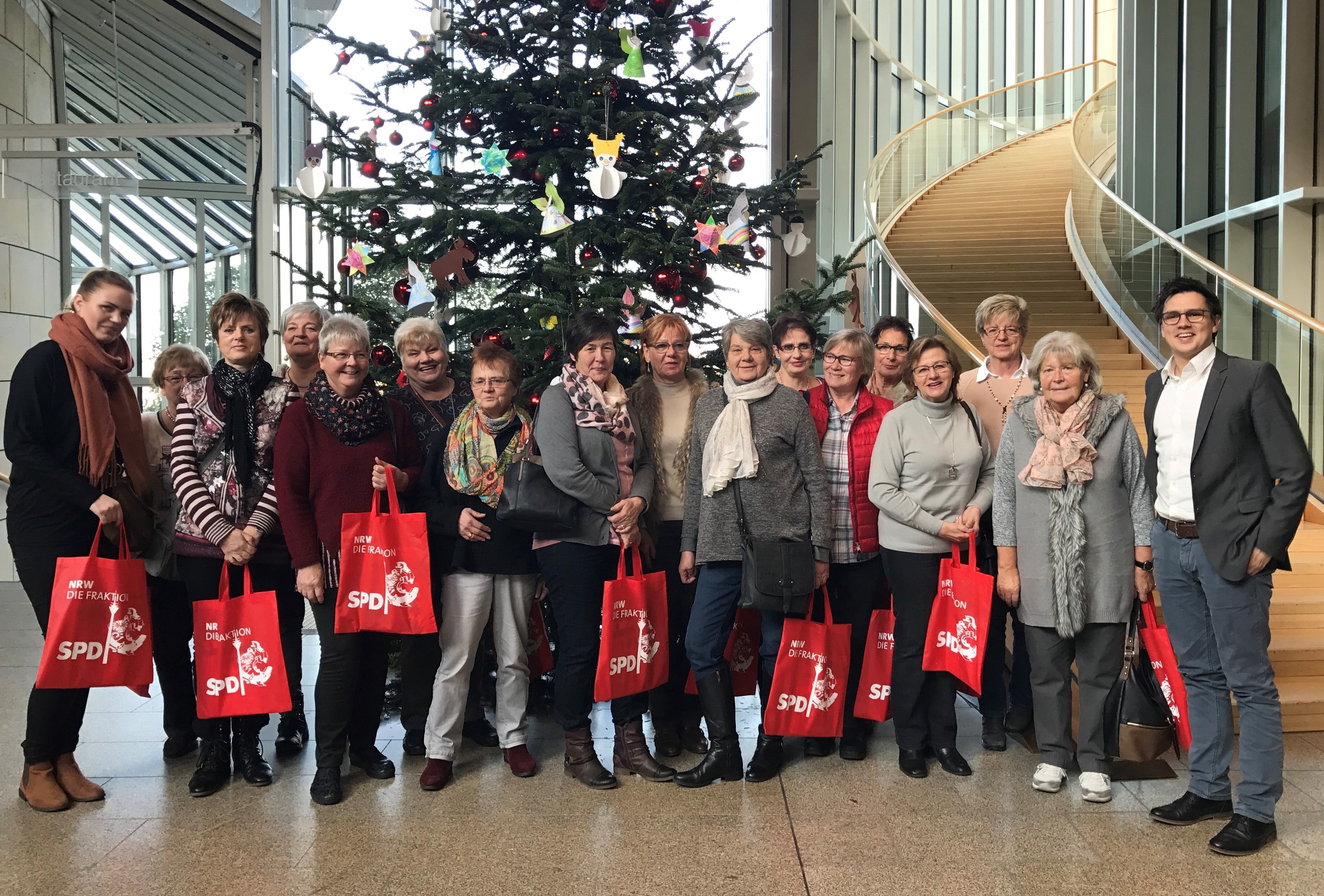 Hernerinnen bei Alexander Vogt im Landtag › Alexander Vogt